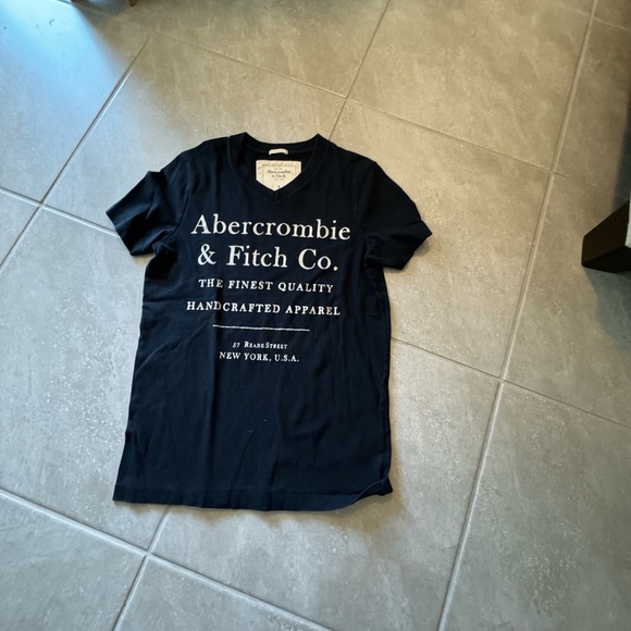 Abercrombie & Fitch | Shirts | Mens Abercrombie Fitch Tshirt | Poshmark